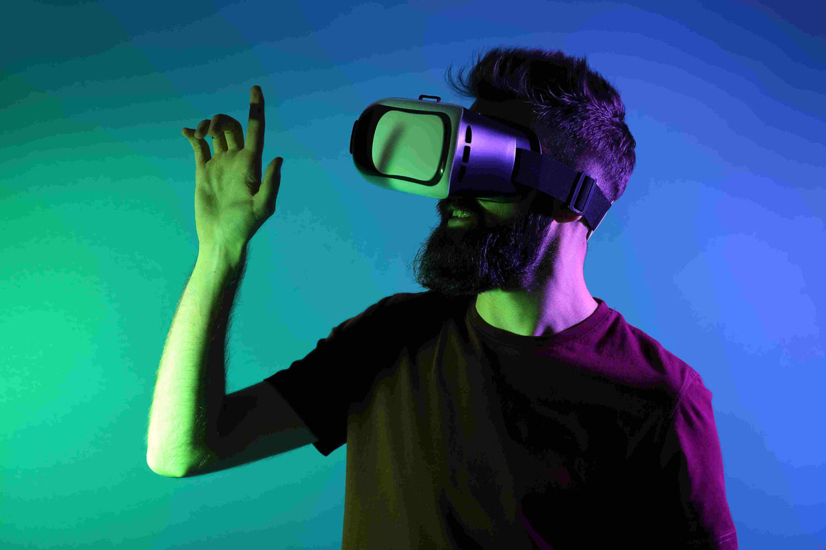 Augmented Reality Gadgets: What Men Can Expect Next in Gaming – Beard ...