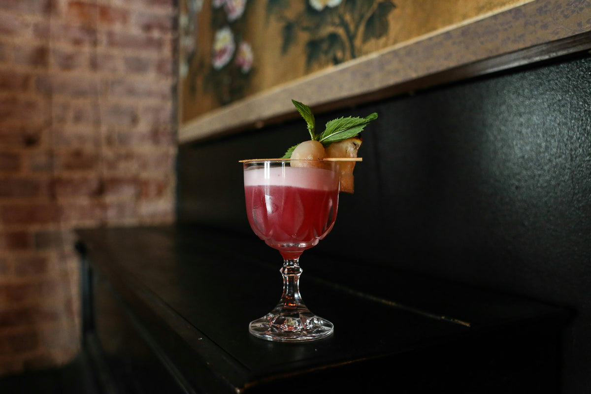 The Art of Mixology: Crafting Classic Cocktails and Modern Concoctions ...